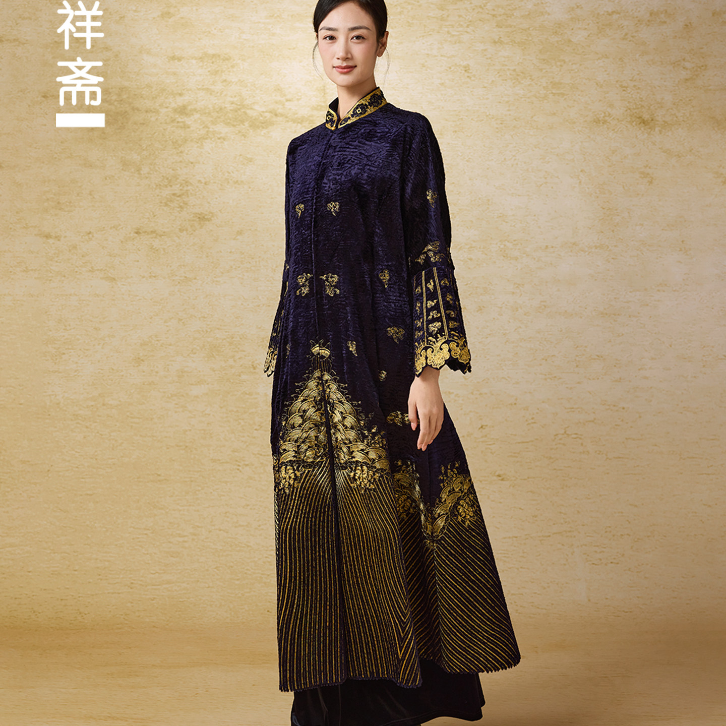 吉祥斋京城大观中式立领刺绣呢大衣女长款金边装饰气质外套