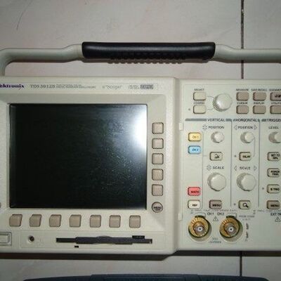 泰克tektronix TDS3012C数字荧光示波器TDS3012B MDO34 MDO3052