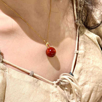 18K金火焰红项链南红叠戴女吊坠