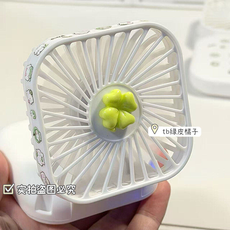 新款三叶草折叠风扇USB充电迷你便携学生静音手持桌面电风扇