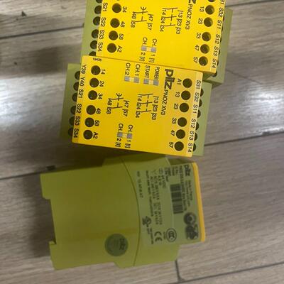 774544 774540 PNOZ XV3 Pilz 安全继电器议价维修