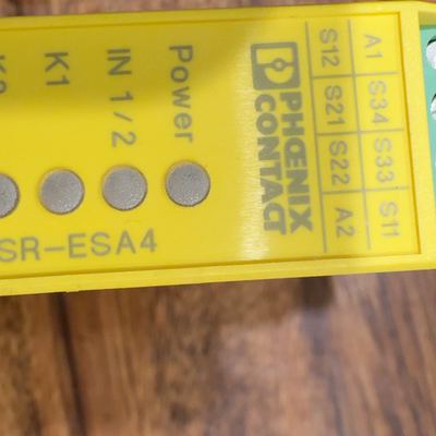 PSR-SCPH-24UC/ESA4/2X1/X2 安全继电器 230VAC工控配件议价维修