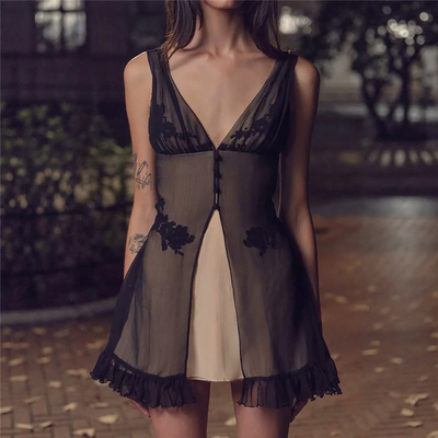 显瘦吊带连衣裙百搭背心式短裙