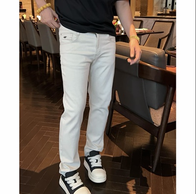 【蜜蜂巴黎灰】秋季四面弹舒适百搭直筒牛仔裤男士修身时尚潮9750