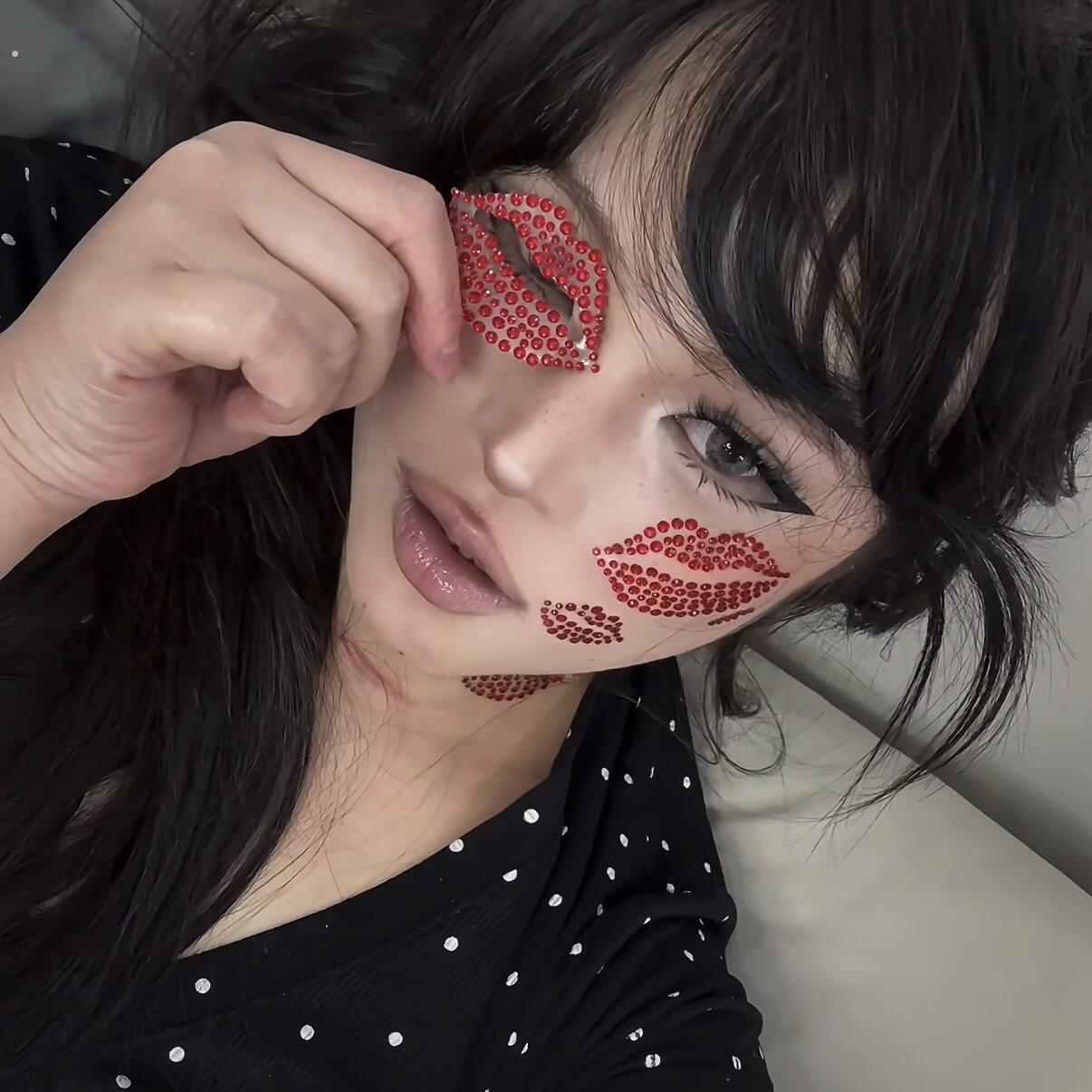 【给我一个香吻】手工化妆贴纸闪钻夸张个性妆容水钻泪钻面部贴饰