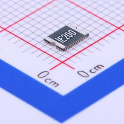 1812L200THPR 自恢复保险丝 8V 2A 1812自恢复 1812 自恢复保险丝