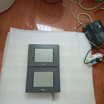 步科触摸屏型号MT4300C成色如图