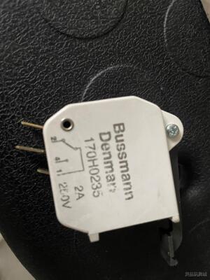 170H0235 巴斯曼熔断器微动开关报警辅助触点议价商品