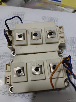 西门康SKM300GB063D，拆机2个，成色漂亮功能包好，议价商品