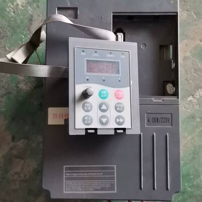 可维修变频器 V8 2S 4ROGB(4KW) 220V 实物议价