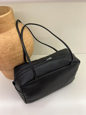 包包女式2025新款春夏小众高级感真皮头层牛皮手提单肩保龄球包潮