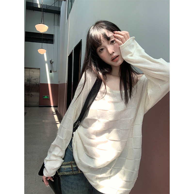 FunnJ方几 小露香肩Uma风格子宽松毛衣女慵懒风针织上衣带链条_虎窝淘
