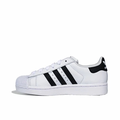 adidas adidas originals SUPERSTAR轻便低帮板鞋男女同款黑白
