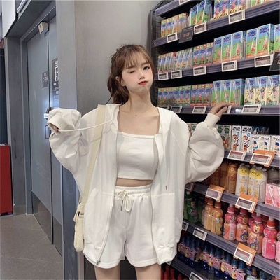 2026夏季运动三件套纯色外套女宽松短裤性感吊带背心套装chis女裤