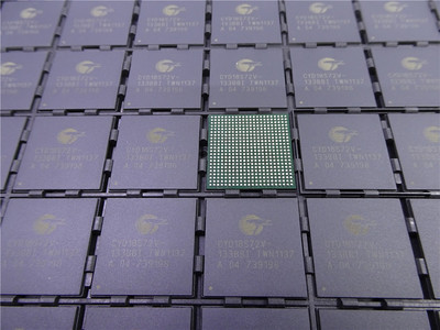 CYD18S72V-133BBI 静态随机存取器CYD18S72V-133BBXI 原装现货