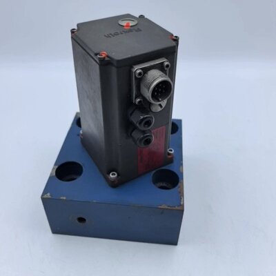 【找客服可打折】Rexroth力士乐 R900897812c 控制器