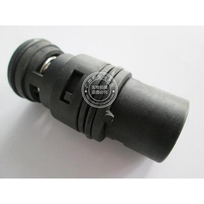适用宝马X3 X5 E46 E53 E83 318I 320I 325I 节温器 水壶感应器