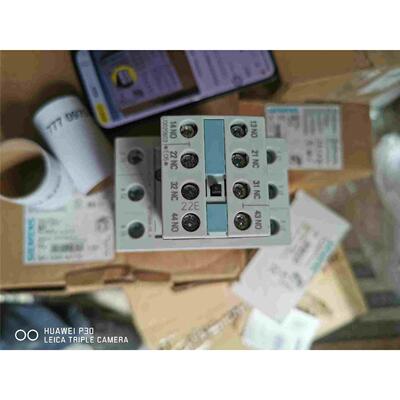接触器3RT1034-1AP04原装正品，数量2只