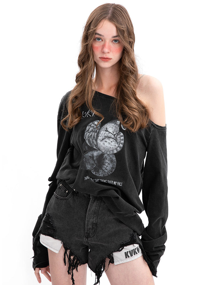 KVKV"Be Your Kitty Bae”露肩性感刀割个性链条长袖卫衣_虎窝淘