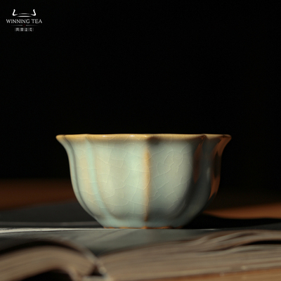 问鼎汝瓷天青乙巳宝相杯