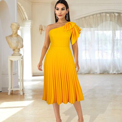 2022欧美大码性感斜肩百褶连衣裙Plus Size Yellow Pleated Dress
