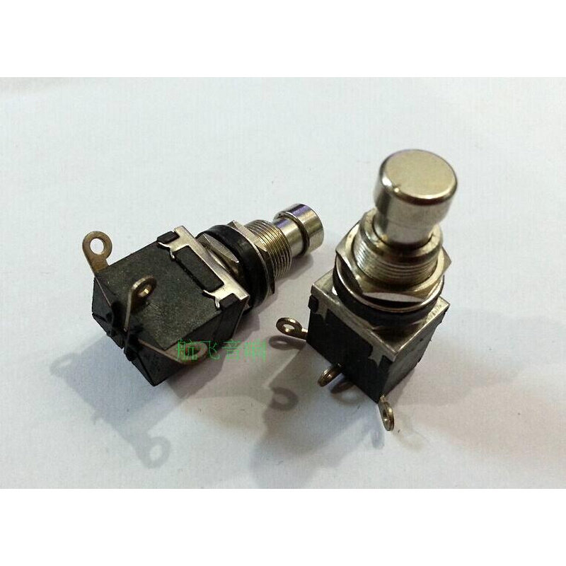 。电吉他开关3脚脚踏开关 带锁 效果器开关 3DPDT 台产