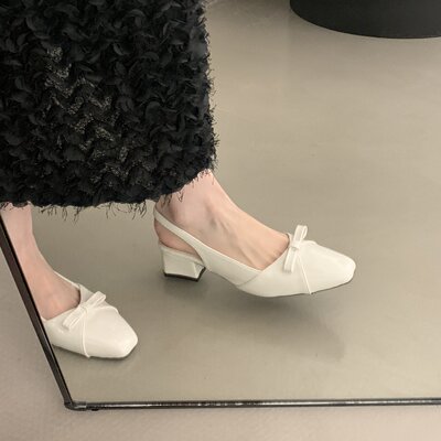 法式百搭方头粗跟包头凉鞋女2026新款夏季女鞋子网红后空浅口单鞋