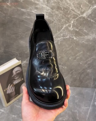 63322-6广州经典百搭商务亮面大头休闲皮鞋一脚蹬懒人舒适纯皮鞋