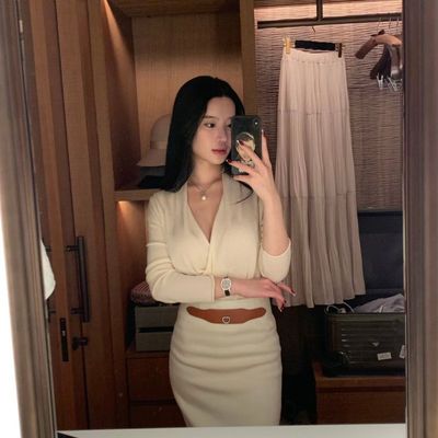 孙智惠韩国定制法式羊绒上衣V领