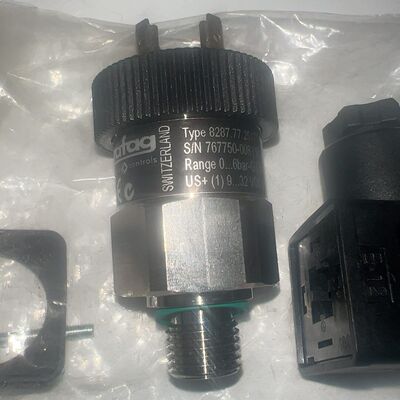 Trafag压力传感器  型号8287.77.251