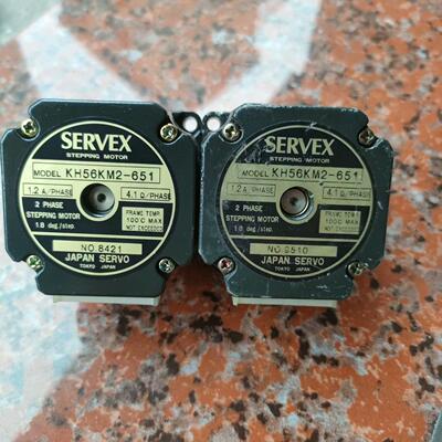 SERVEX步进电机KH56KM2-651 有两个的 两