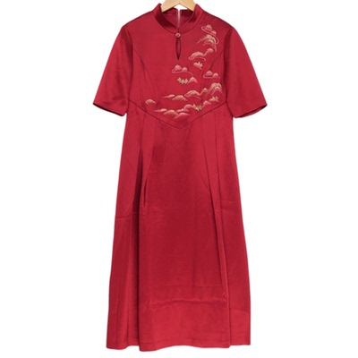 【六礼】A1品牌折扣女装高端洋气百搭气质通勤酒红色连衣裙-17107