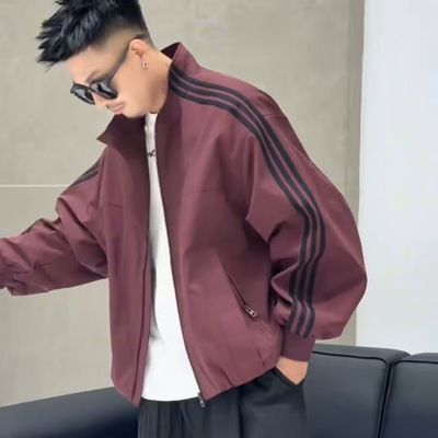 实体2025年秋冬季新款美式休闲运动外套男宽松三条杠立领加棉夹克