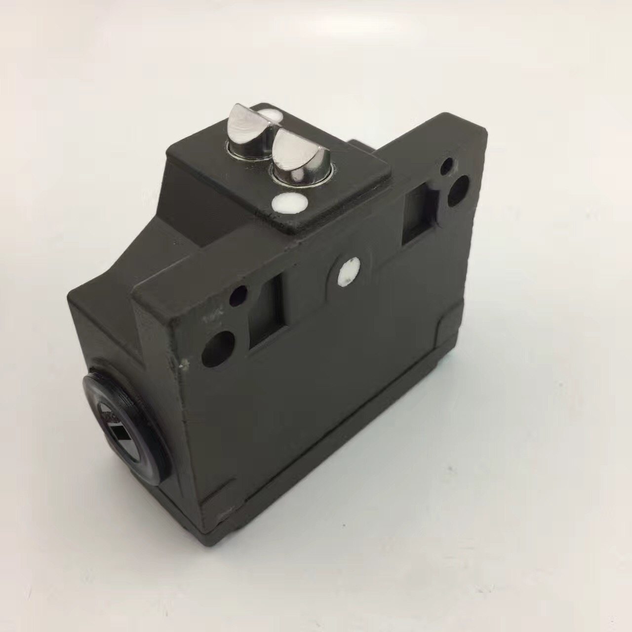 。全新国产巴鲁夫BNS）819-B0（B02-D12-61-12-B行程开关位滚轮_虎窝淘