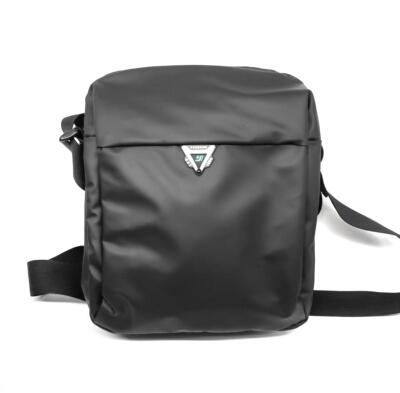 意尔康男包2025年秋季新款男士包包休闲时尚斜跨包单肩包56A13240