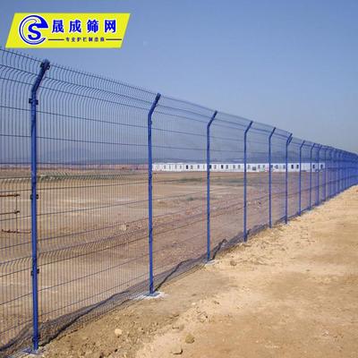 钢丝网围栏物流保税区浸塑铁丝网护栏厂区围墙栏杆水库圈地隔离网