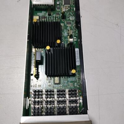 303-392-000A EMC Unity 4-port 16g FC 光纤模块