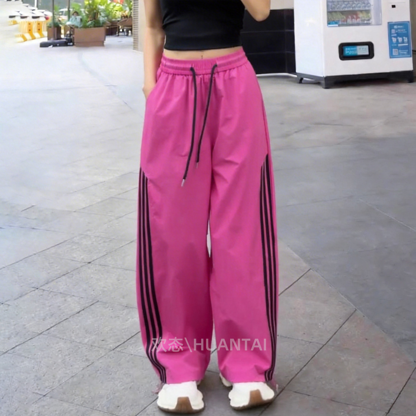 美式杠条速干工装裤女2026新款薄款宽松时尚阔腿裤休闲百搭运动裤