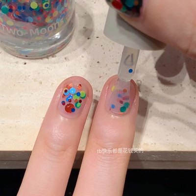 草间弥生波点艺术！Two-Moons