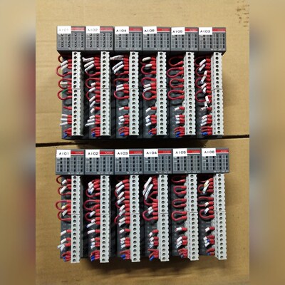 ABB AX561 模拟量输入输出模块一套共8个几乎 议价