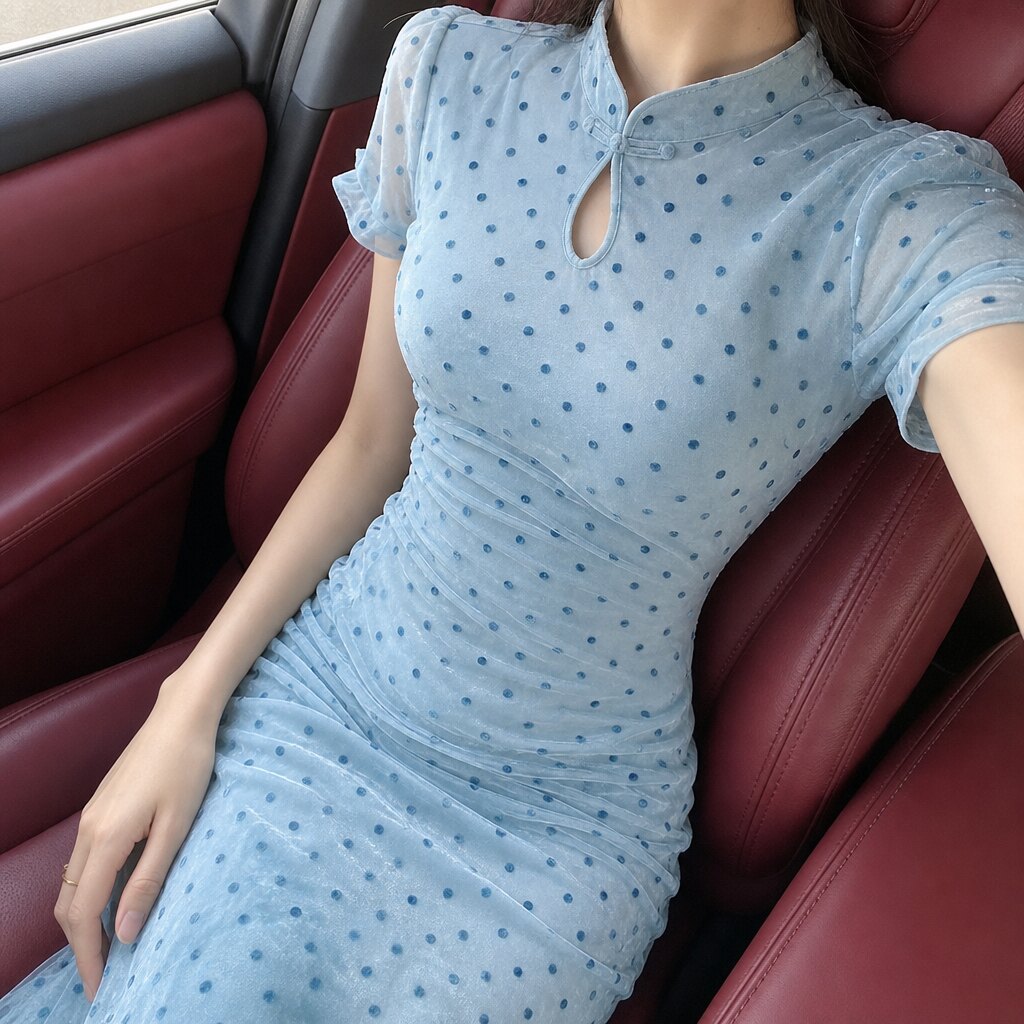 新中式国风蓝色波点旗袍连衣裙女夏季新款收腰显瘦水滴领包臀长裙