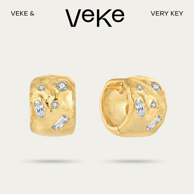 VEKE「丘泊」耳饰时尚设计感耳圈简约金属质感女士耳环SE23084A