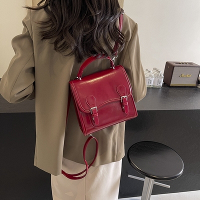 时尚高级感小型大学生书包