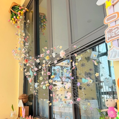 幼儿园植物自然角环创悬浮花墙瀑布造型铁丝网咖啡店花艺创意装饰