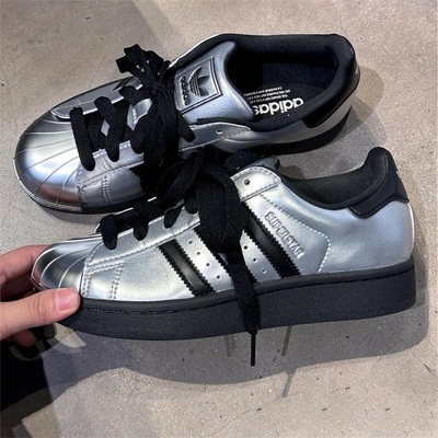 阿迪达斯三叶草男女款鞋子2025冬季新款贝壳头舒适百搭板鞋KI9988