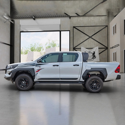 适用于2024海拉克斯HILUX GR 4D车身拉花车身彩条彩贴贴纸装饰腰