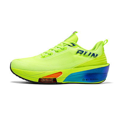 简届飞度高弹缓震透气跑步鞋