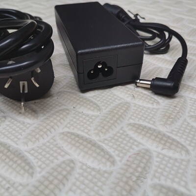 华硕VX238 VC239N/H VG278Q液晶显示器电源适配器19V2.1A充电器线