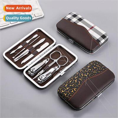 Nail clippers 7-piece set of womens manicure and beauty tool