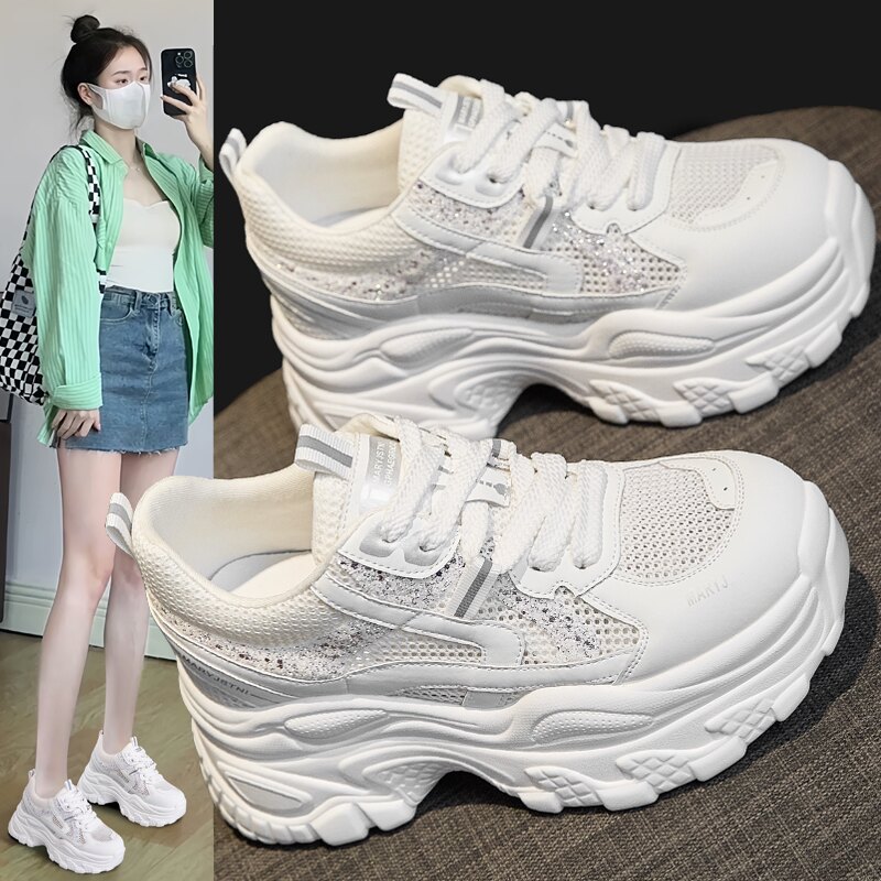 白色老爹鞋女2026夏季新款巨好看厚底增高超火薄款透气网面女鞋子